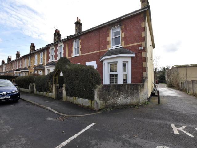 apartment for rent at Locksbrook Road, Bath, Somerset, BA1, UK