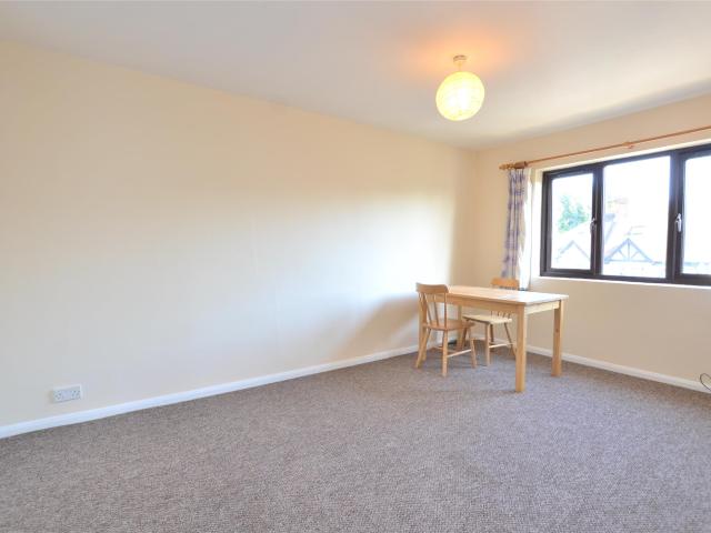 apartment for rent at Masefield Court, Leicester Road, New Barnet, Hertfordshire, EN5, UK