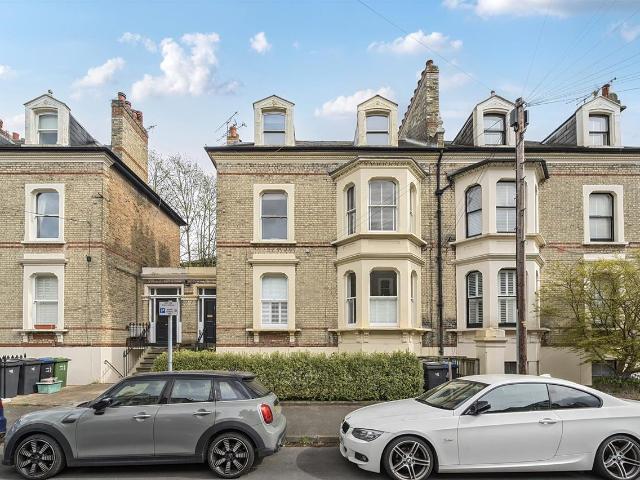 apartment for rent at North Road, Surbiton