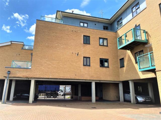 apartment for rent at Narev Court, Enfield, EN3, United Kingdom