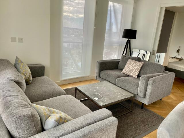 apartment for rent at Southwark Bridge Road, London, SE1 6FP, UK
