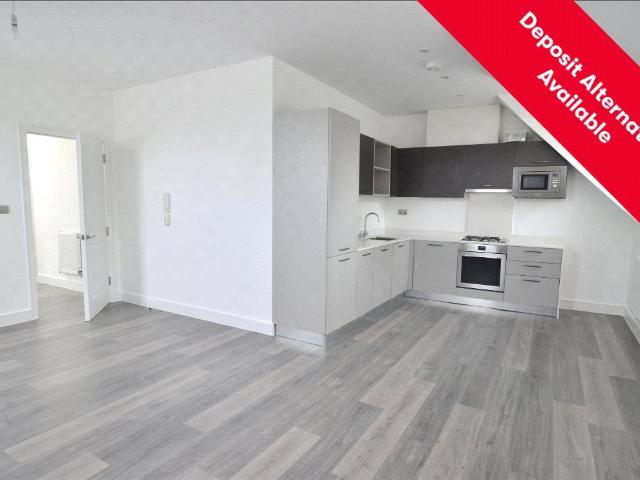 apartment for rent at Riddlesdown Road, Purley, CR8, UK