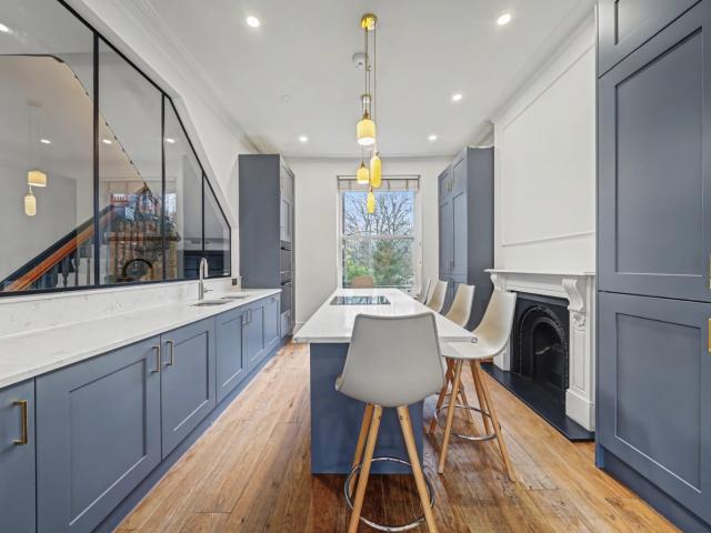 apartment for rent at Winchester Road, Belsize Park, London NW3, England