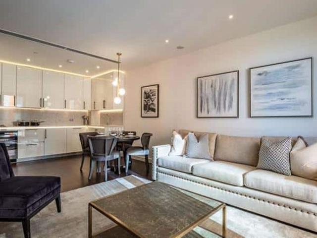 apartment for rent at THORNES HOUSE, CHARLES CLOWES WALK, London, SW11, United Kingdom