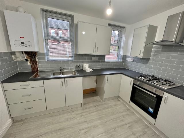 Apartment for rent Grosvenor Road, Whalley Range, M16 8JP