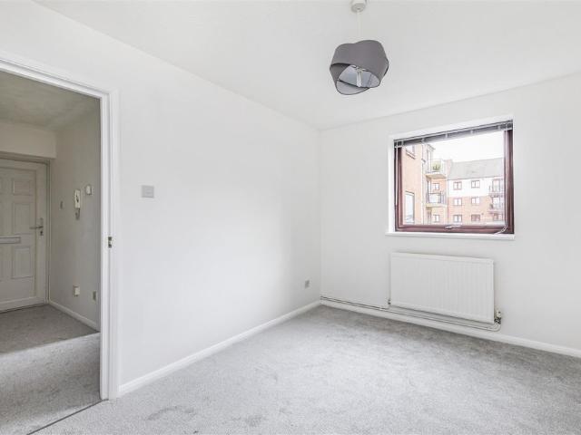 Apartment For Rent Ferry Road, Southsea