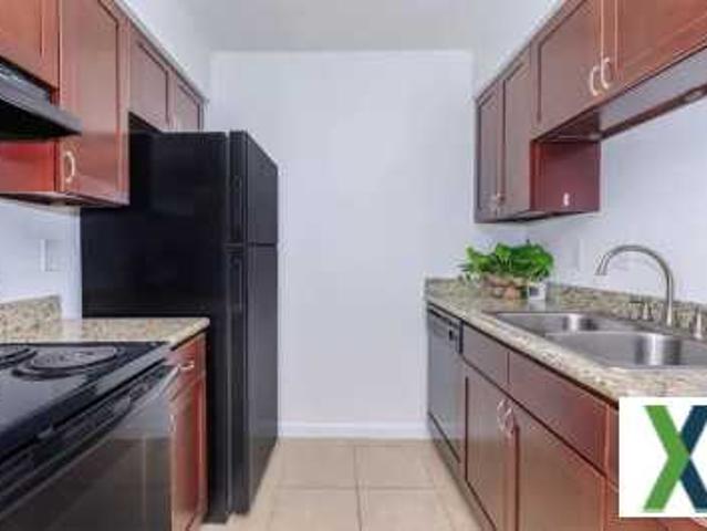 3 bd, 3 ba, 2112 sqft Townhome for rent Crofton, Maryland