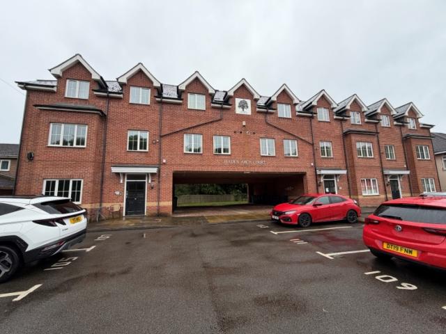 apartment for rent in 105 Haden Arch Court, Haden Hill Road, Halesowen, West Midlands, B63 3NF, UK