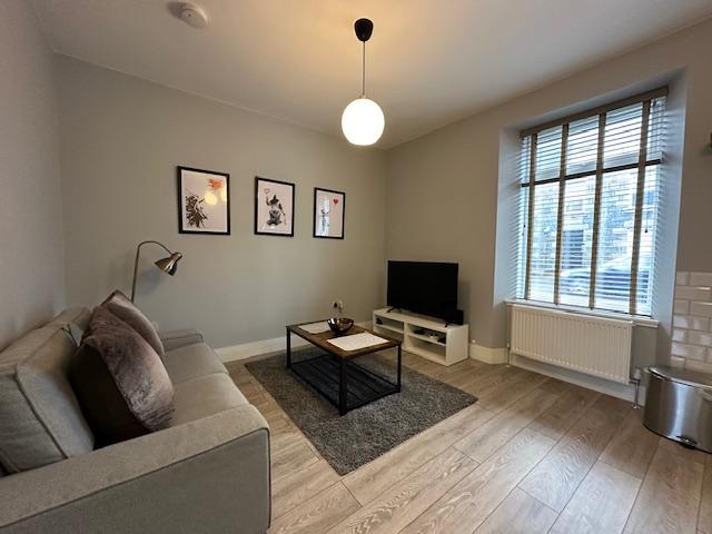 apartment for rent in 12A Claremont Place