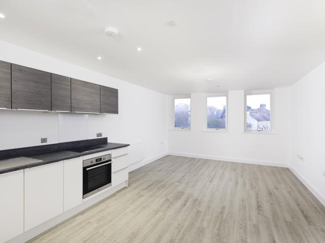 apartment for rent in 136 Clifton House, Peterboough, Broadway, Peterboough, Broadway