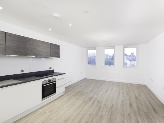 apartment for rent in 136 Clifton House, Peterboough, Broadway, Peterboough, Broadway