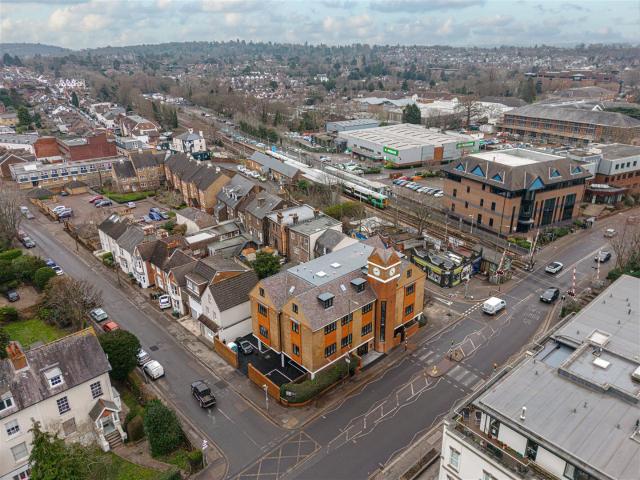 apartment for rent in 1228, Reigate Hill, Reigate, RH2 9NG