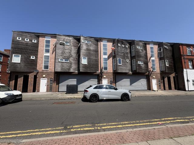 apartment for rent in 154 5 Borough Road Wirral CH44 6NJ