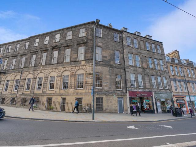 apartment for rent in 17 1 F2 Union Place, Edinburgh, EH1 3NQ