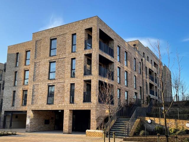 apartment for rent in 18 Canal Street, Campbell Wharf, MK9