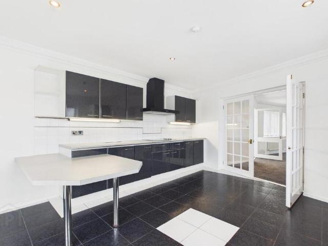 apartment for rent in 225A Beersbridge Road, Belfast, BT5 4RS