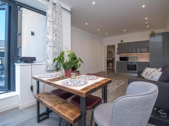 apartment for rent in 249 Midsummer Boulevard, Milton Keynes, MK9