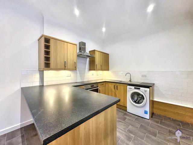 apartment for rent in 27 Portsmouth Road, SO19