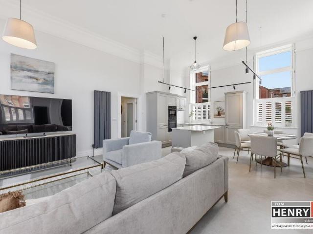 apartment for rent in 28 Ishbel Gardens, Belvoir Park, Belfast, BT8 8FT