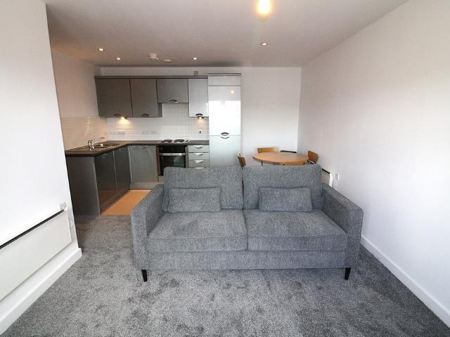 apartment for rent in 2 double bedroom apartment at Anchor Point, Sheffield, S2 4RR