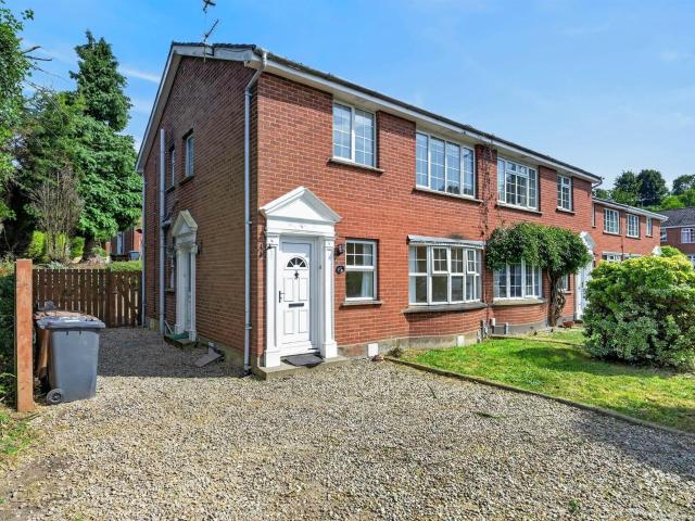 apartment for rent in 31A Dundonald Heights, Dundonald, Belfast, BT16 1XL