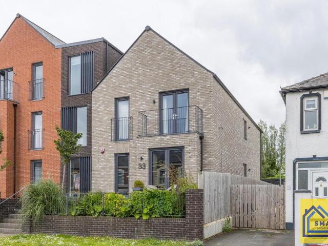 apartment for rent in 33 Byron Halt, Holywood, BT18 9JT