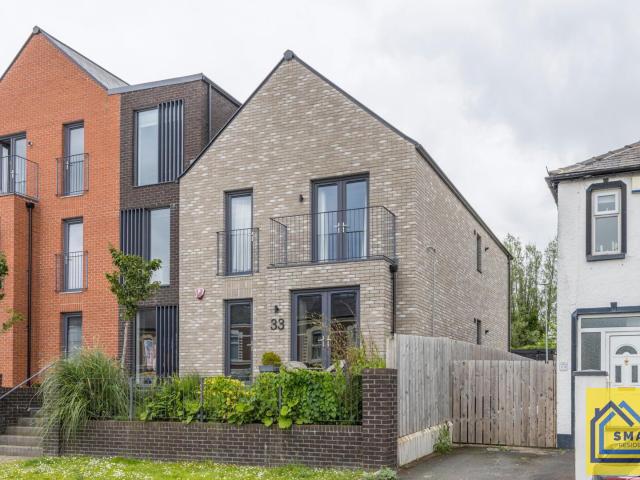 apartment for rent in 33 Byron Halt, Holywood, BT18 9JT