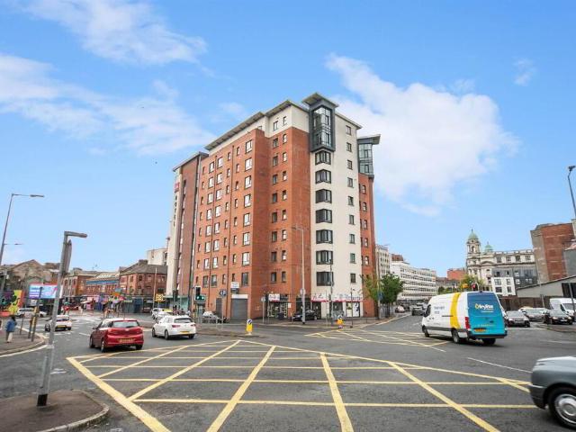 apartment for rent in 401 College Central, Belfast, BT1 6AA