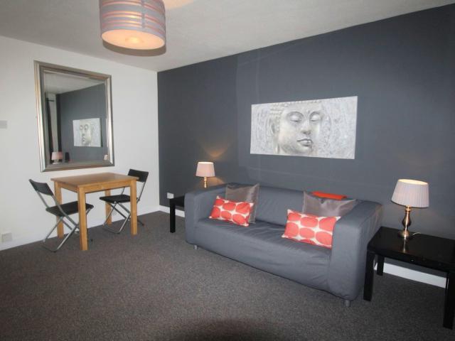 apartment for rent in 41B McDonald Court