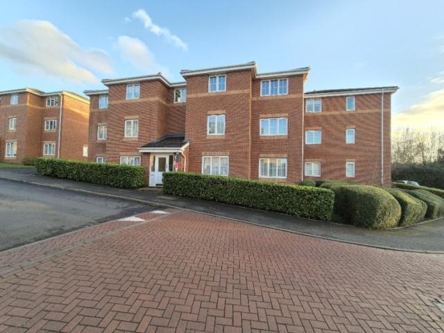 apartment for rent in 55 Wycherley Way, Cradley Heath, West Midlands, B64 6DA, UK