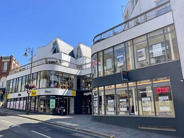 apartment for rent in 58 62 Heath Street, Hampstead Village, London