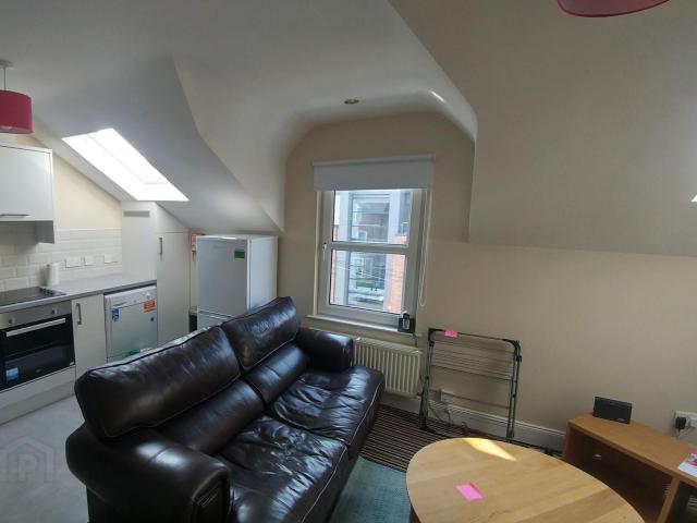 apartment for rent in 69 Fitzwilliam Street Apt 3, Belfast, BT9 6AX