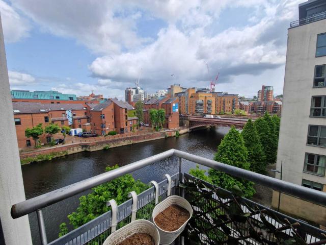 apartment for rent in 6 Bowman Lane, Leeds, Leeds