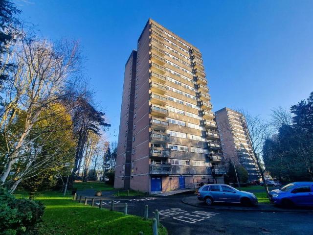 apartment for rent in 6D, Ferndale House, Dunmurry, BT17 9DB