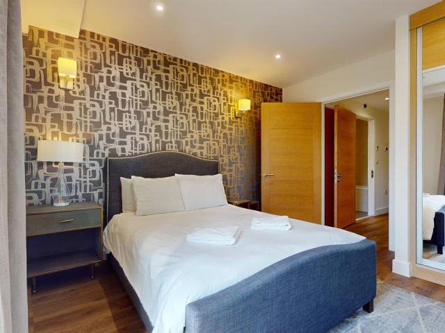 apartment for rent in 80 Back Church Lane, Twyne House Apartments, London
