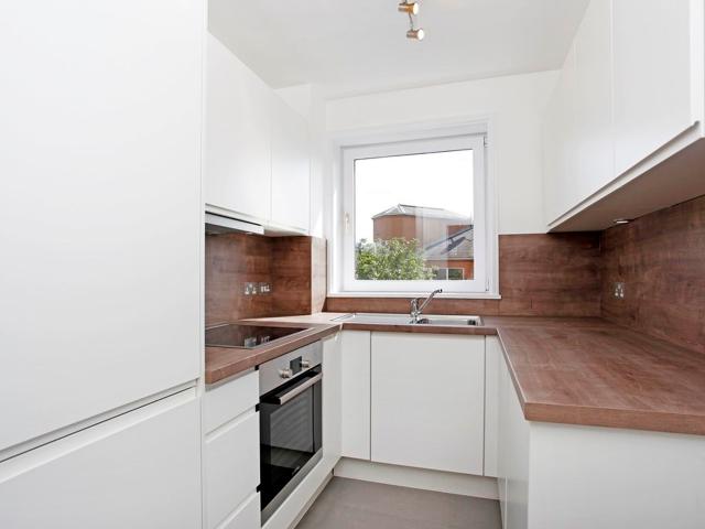apartment for rent in 8 Olympian Court Cyclops Wharf & Homer Drive Isle of Dogs London
