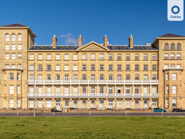 apartment for rent in 8 Queens Gardens, Hove