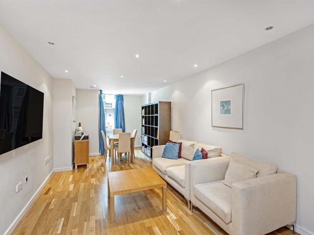 Apartment for rent in 9 Albert Embankment, Vauxhall, London, SE1