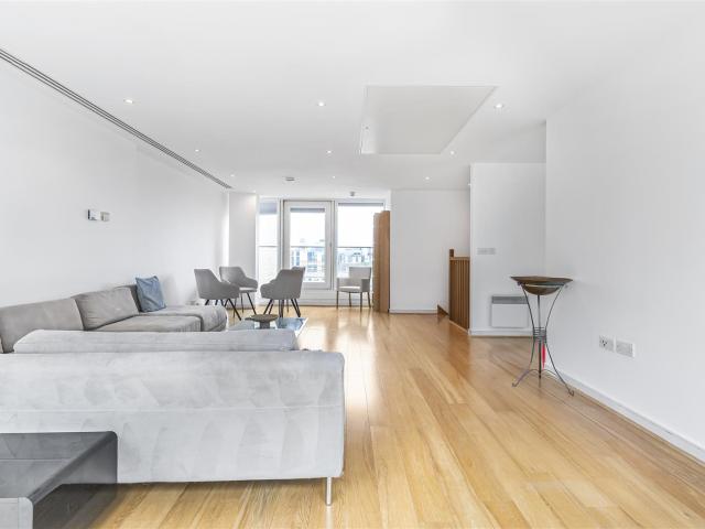 Apartment for rent in 9 Albert Embankment, Vauxhall, London, SE1