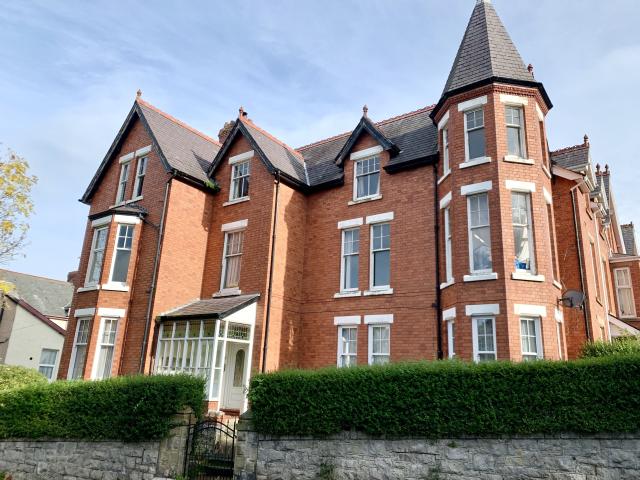 apartment for rent in Coed Pella Road, Cowlyn Bay, LL29 7BA