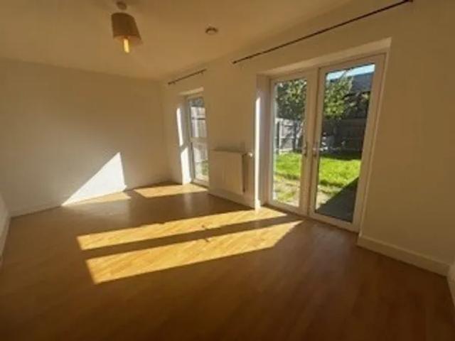 apartment,for rent in, Colbrand Grove, Park Central
