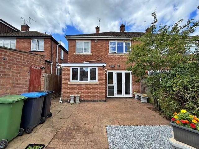 apartment for rent in Collingwood Avenue, CV22 7EX