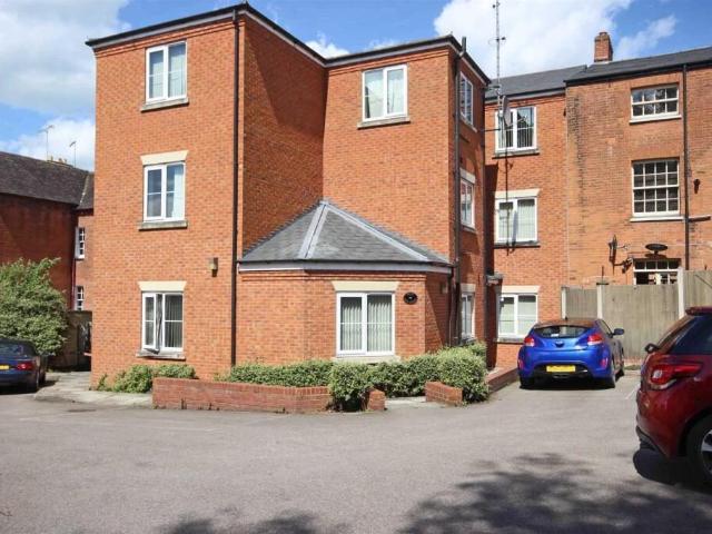 apartment for rent in Commainge Close, CV34 4DZ