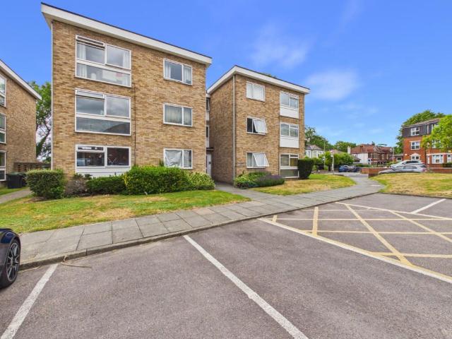apartment for rent in Cooden Close, BR1 3TR