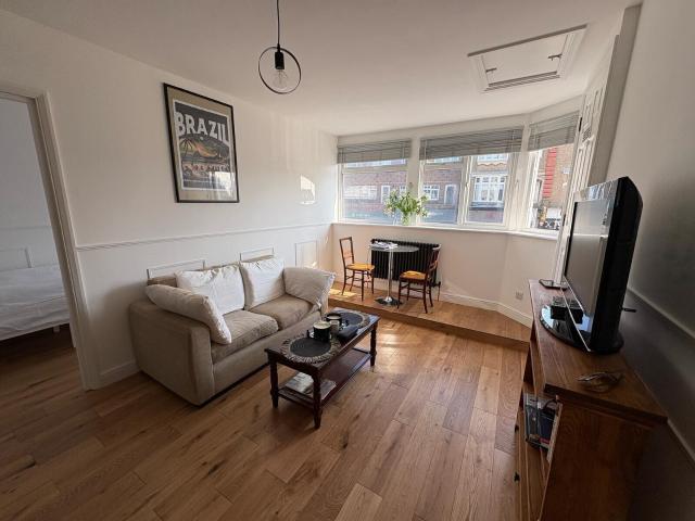 apartment for rent in Cornfield Road, Eastbourne