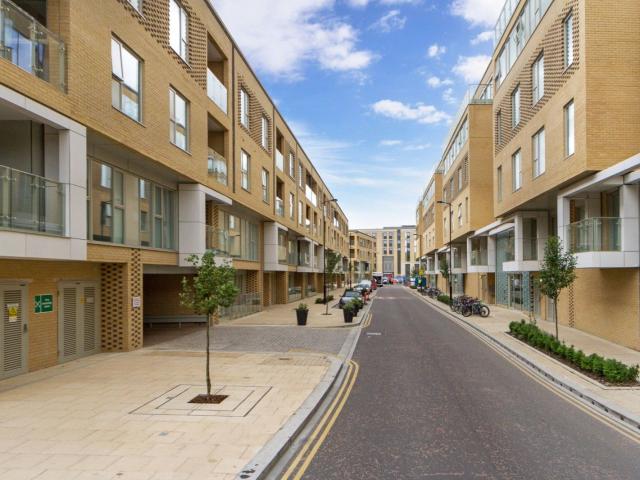 apartment for rent in Cambridge CB1 2FY Great Northern Road
