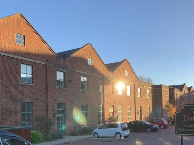apartment for rent in Camlough Walk, Chesterfield, Chesterfield