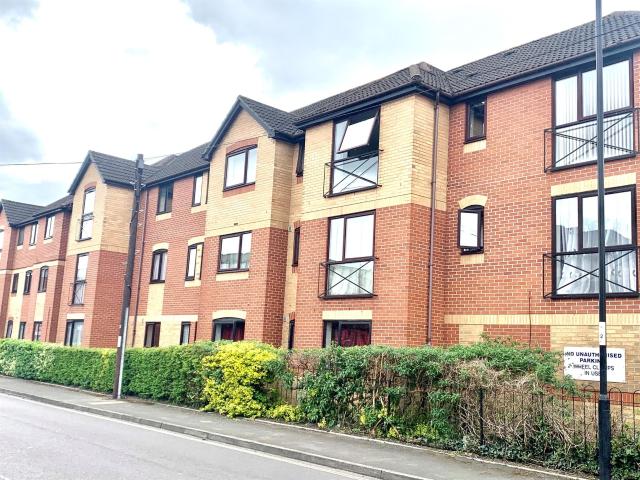 apartment for rent in carlisle road, so16