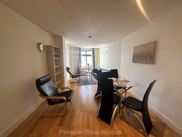 apartment for rent in Castlefield Locks, Tarn House