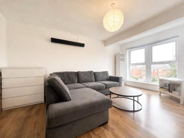 apartment for rent in Celsus Grove, SN1 4GS